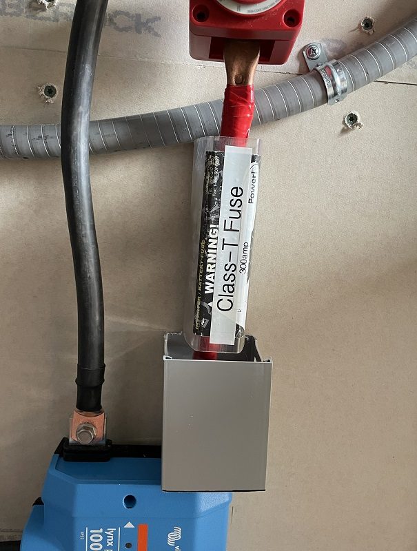 Victron Lynx PowerIn – Class T Fuse & Battery Switch | A.H. Trimble ...
